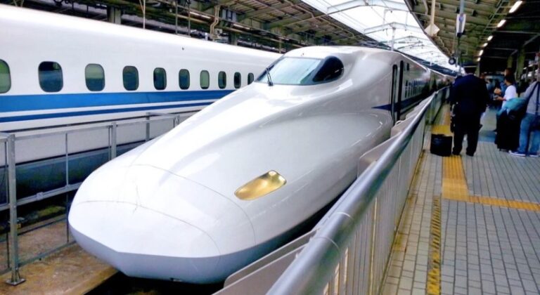 【新幹線パック】ホテルの宿泊だけ2人〜3人で予約する方法|現地合流などで おトクトラベル